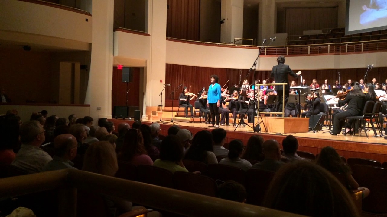 Emily Reed singing "Somewhere Over The Rainbow" at the Clarice Smith ...