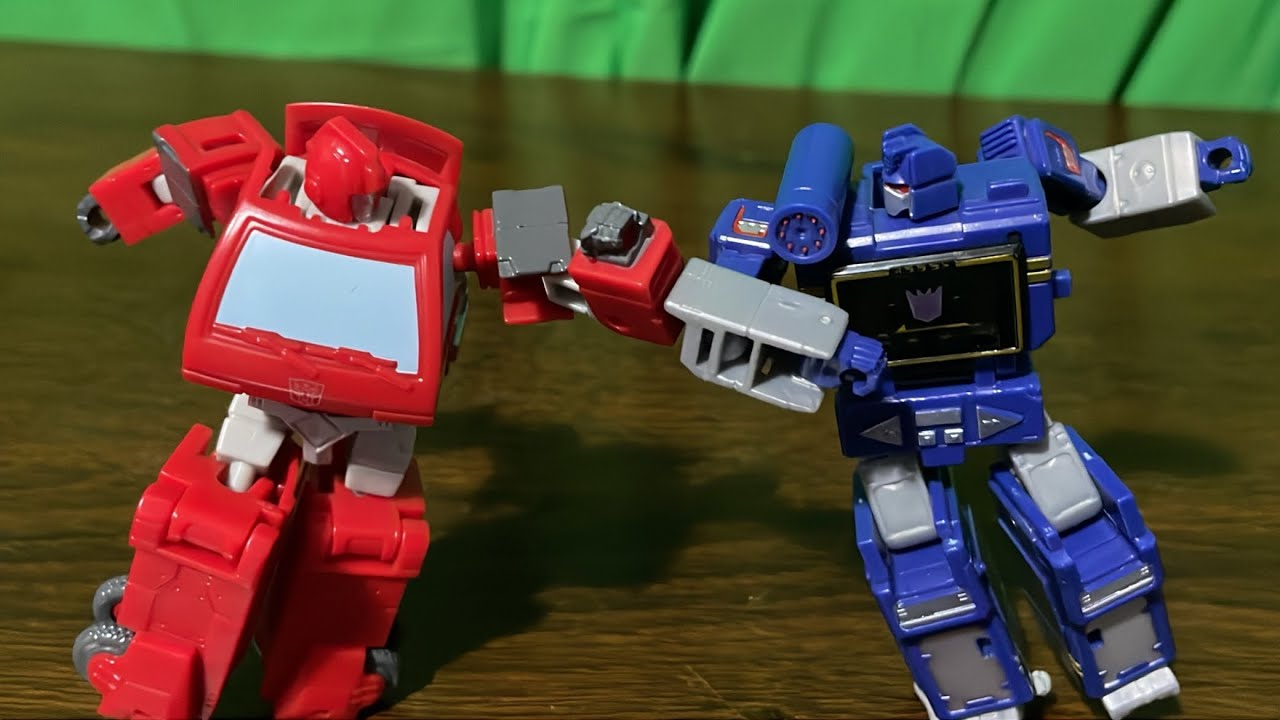 Ironhide Vs Soundwave - YouTube