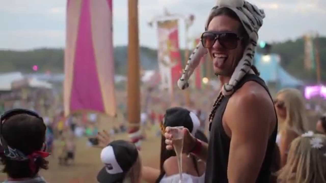 Shabooms Trailer - YouTube