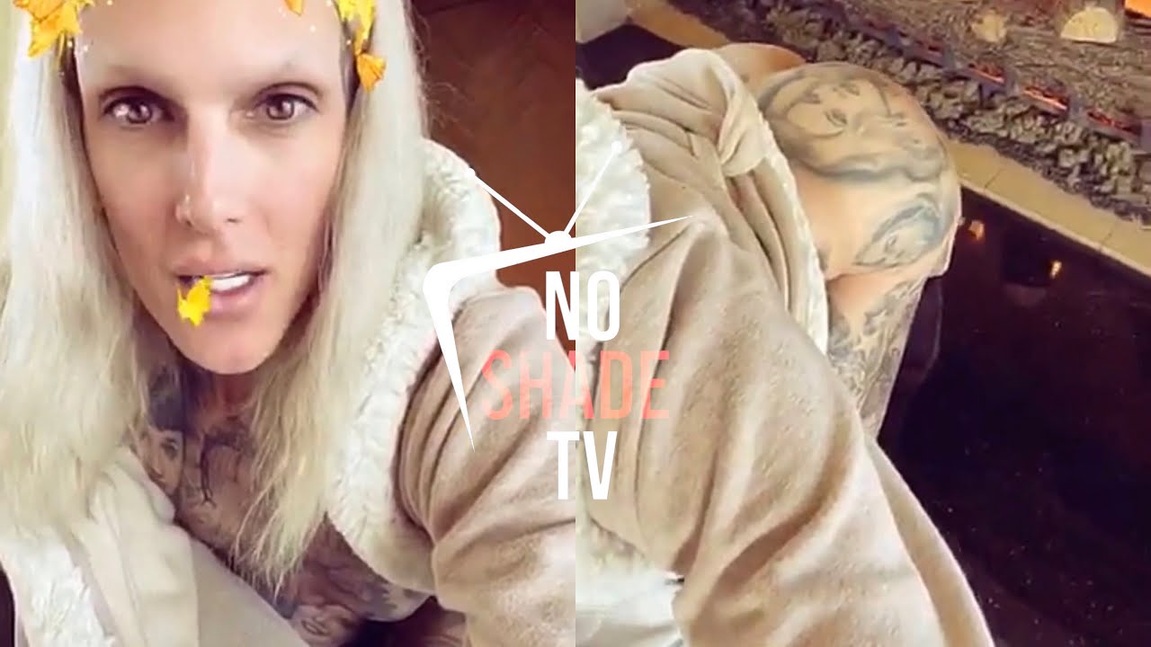 Jeffree Star Shows His Butt On Snapchat Peach ๐ Youtube
