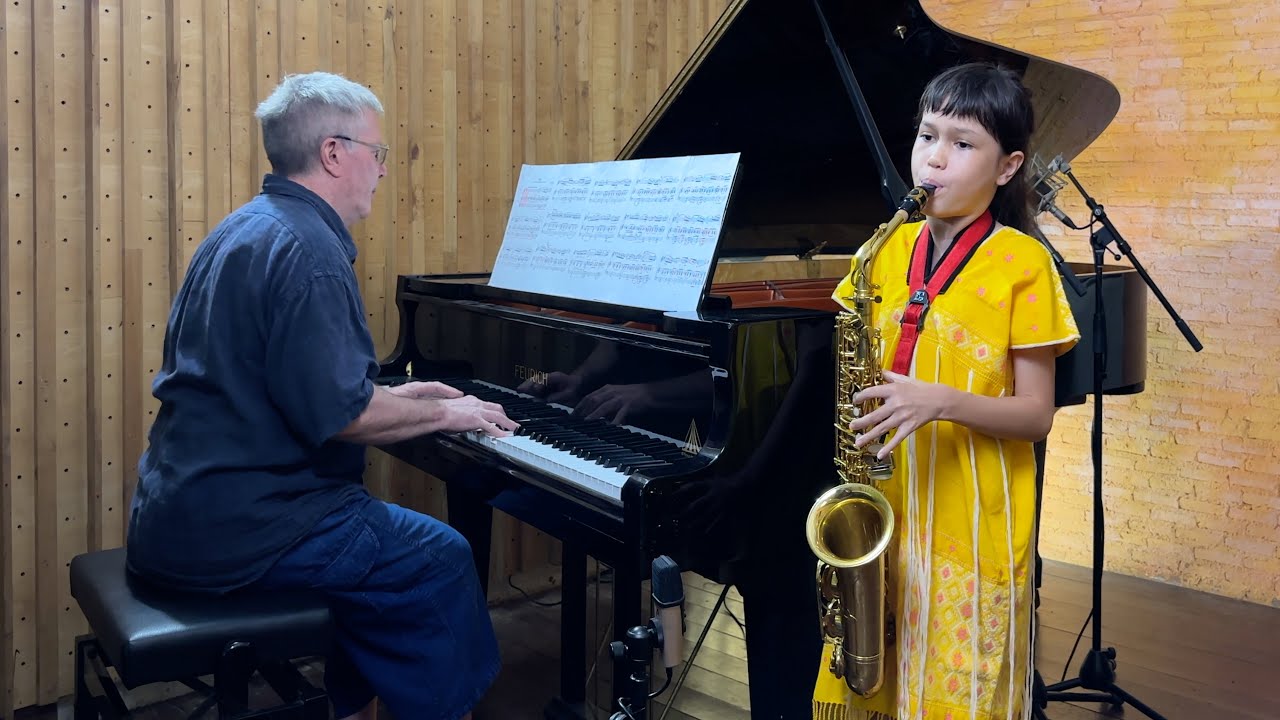 Eugène Bozza Aria - Alto Saxophone & Piano - Emilie & Dad - YouTube