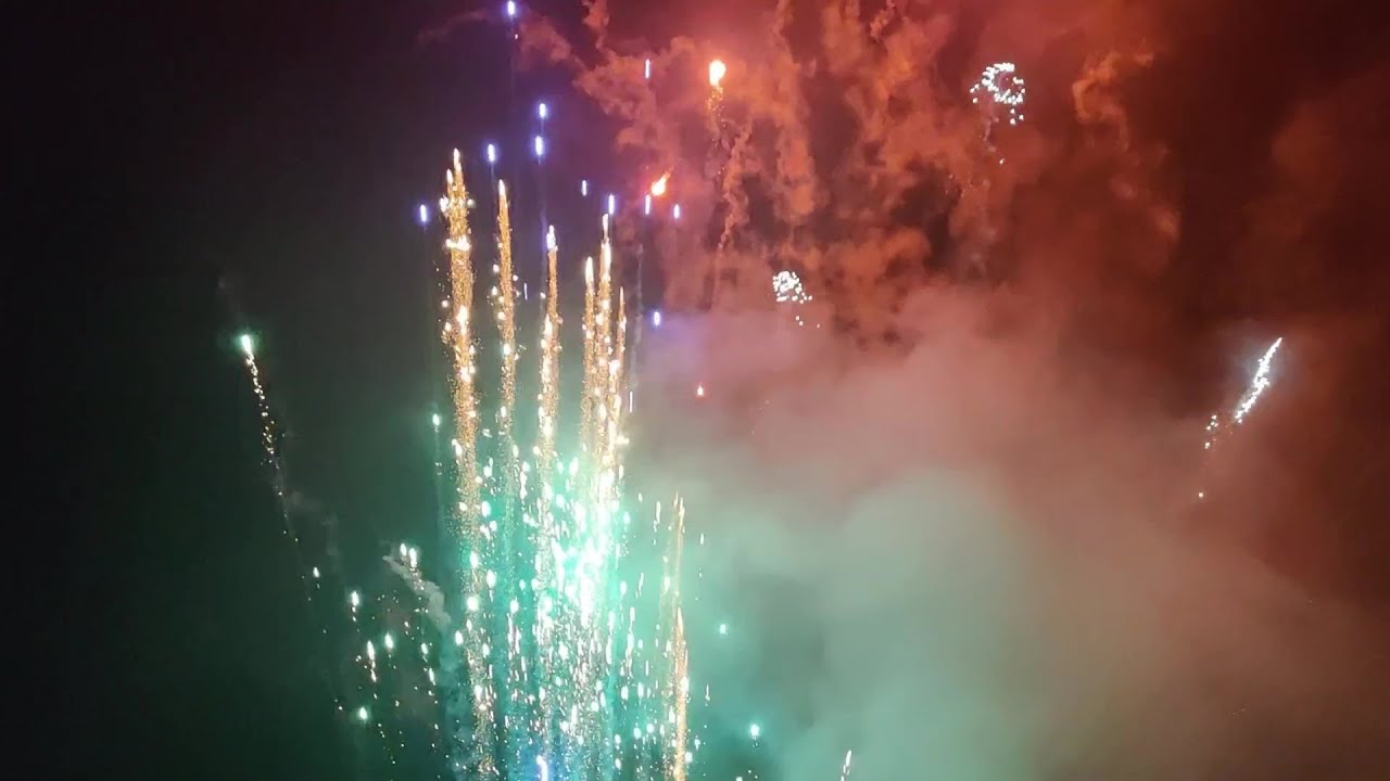 2021 Fireworks Display Show Start... - YouTube