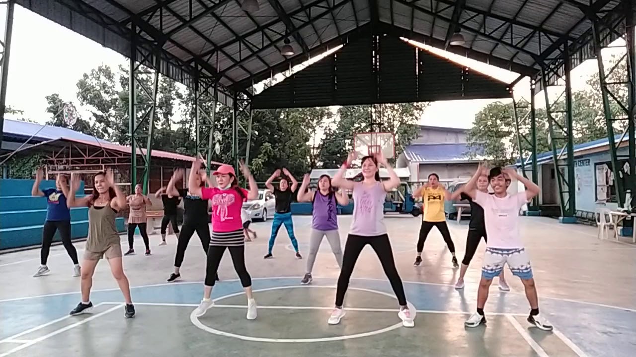 Total Eclipse of the Heart | Zumba Dance Workout - YouTube