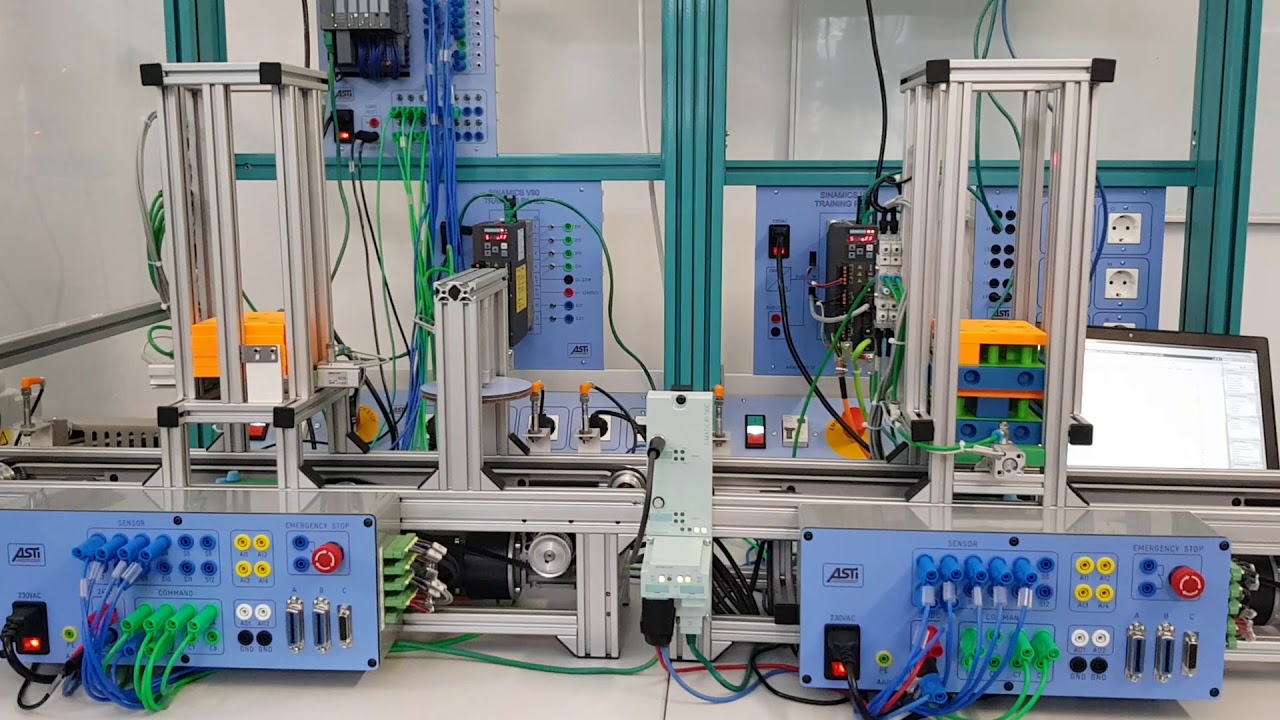 Smart Manufacturing Siemens & ABB Robot Line - YouTube