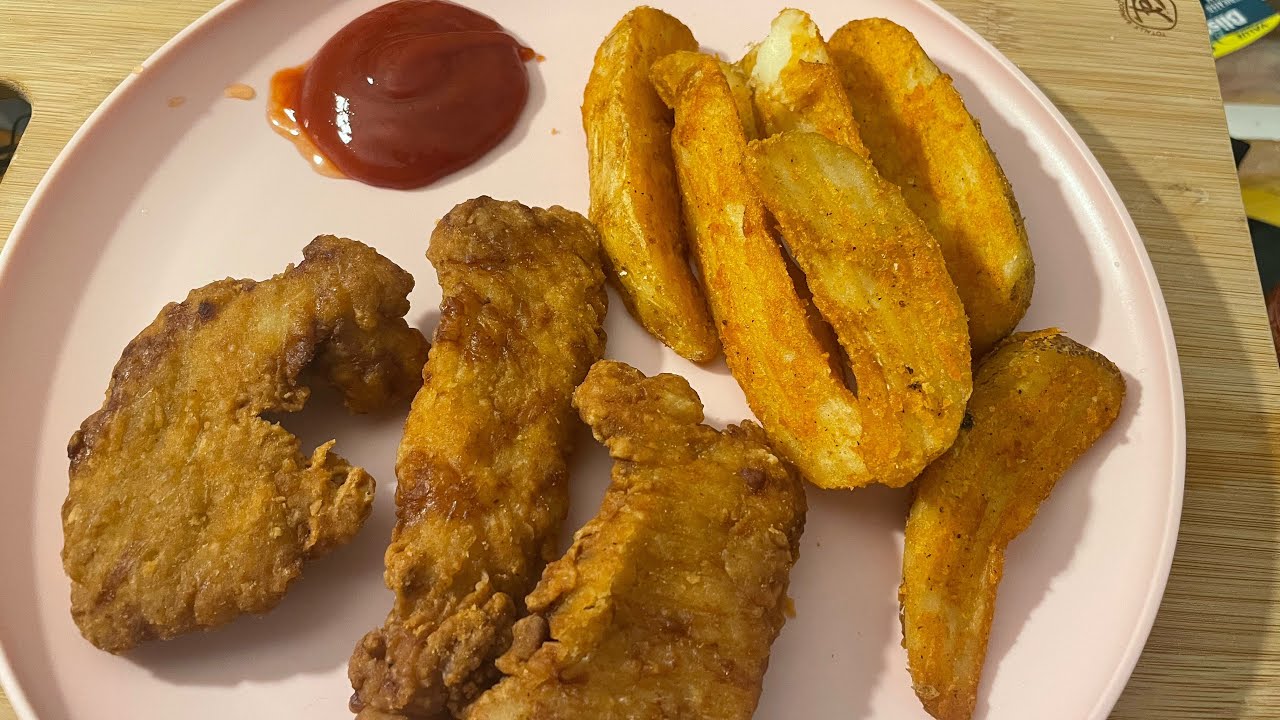 ASMR Eating Sounds: Chicken Fingers and French Fries!! (No Talking ...