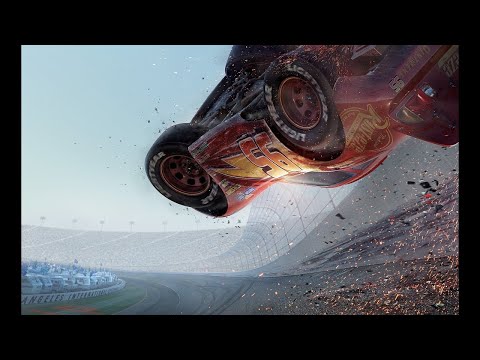 Arabalar 3 Filmi - Şimşek McQueen kaza yapıyor