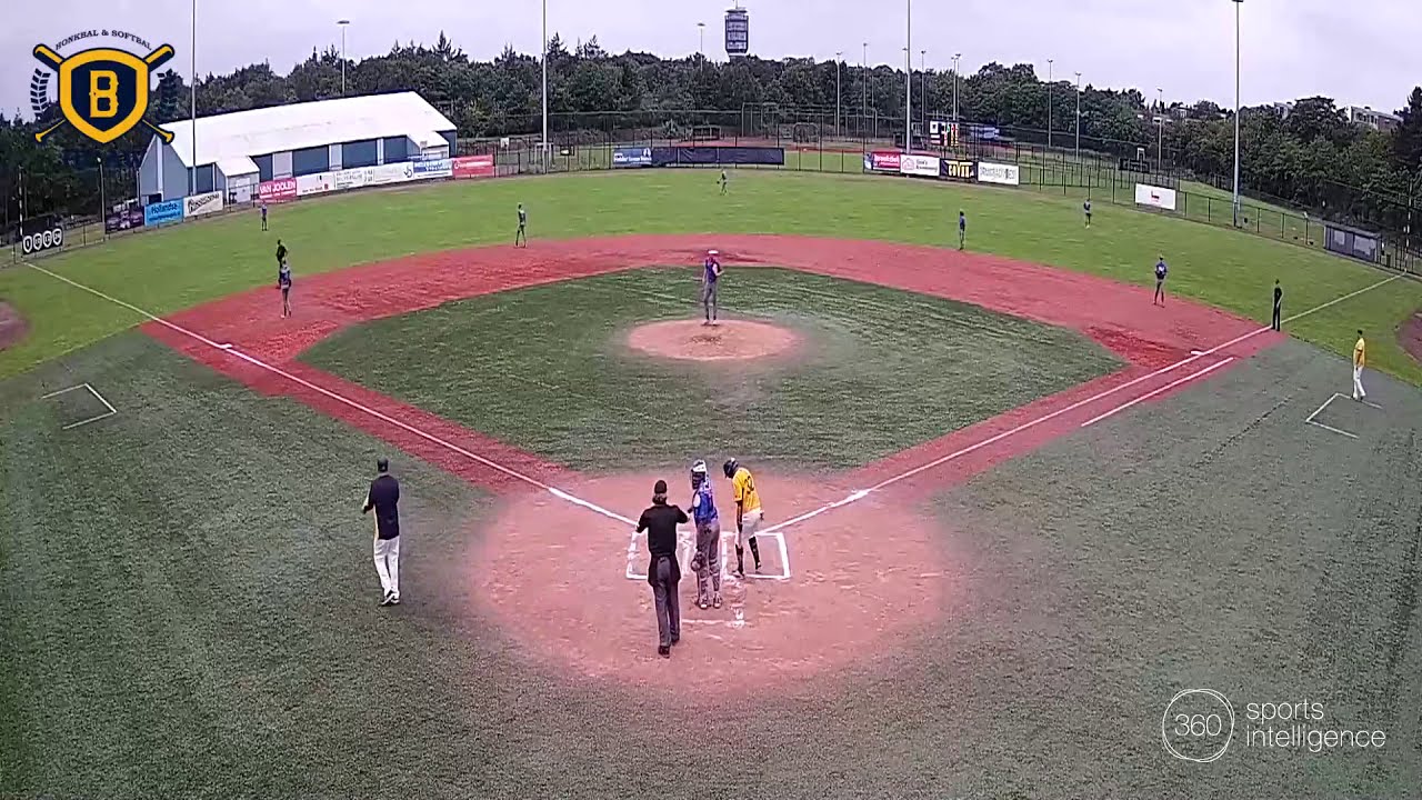 Live stream Hoofdklasse HCAW - YouTube