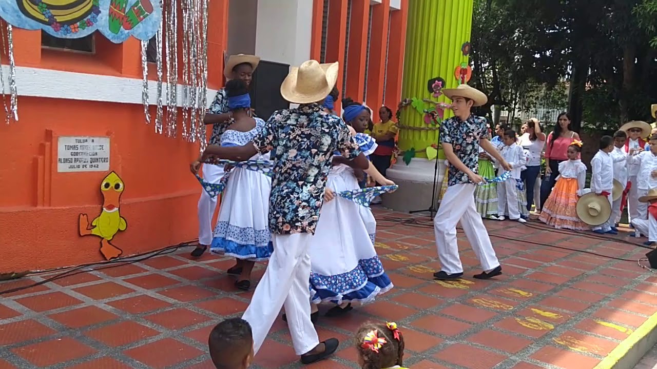 Baile del Pacífico - YouTube