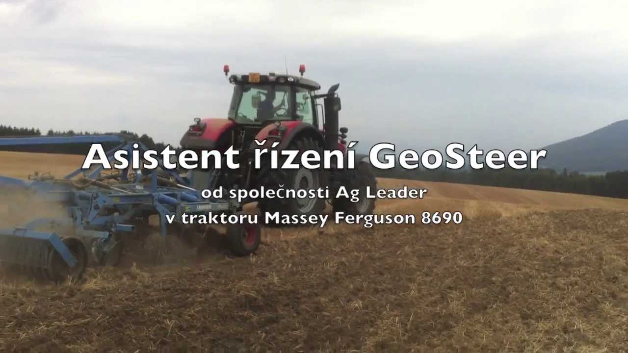 Zpracování půdy s asistentem řízení (autopilotem) GeoSteer od Ag Leader ...