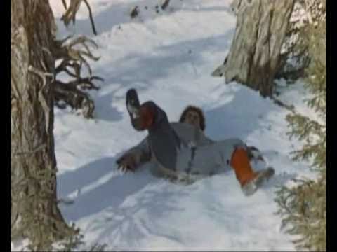 Iwan vor der hühnerbeinigen Hütte der Hexe Baba Jaga