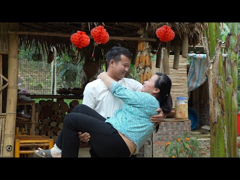 Maya'nın başına gelen tüm o korkunç şeylerden sonra, şükürler olsun ki David ona aşık oldu.