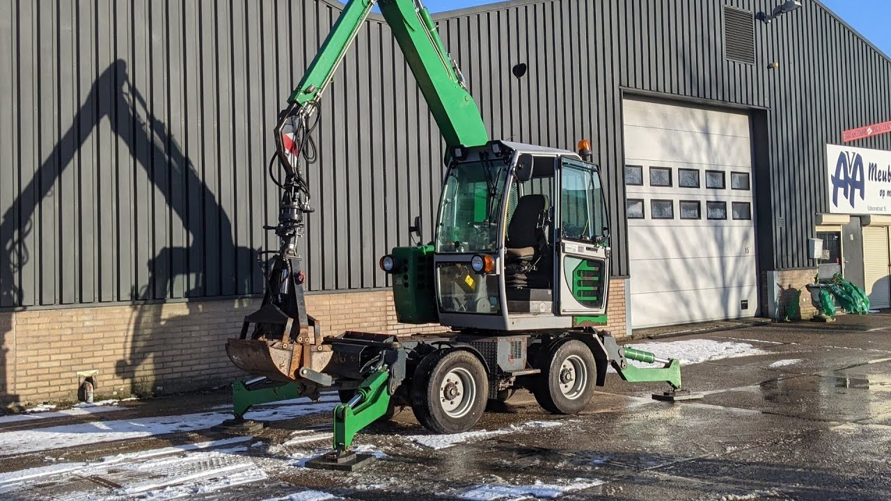 Graafmachine Boki LUDV, 6552 | Bouwjaar 2015 | Veiling te Tiel - YouTube