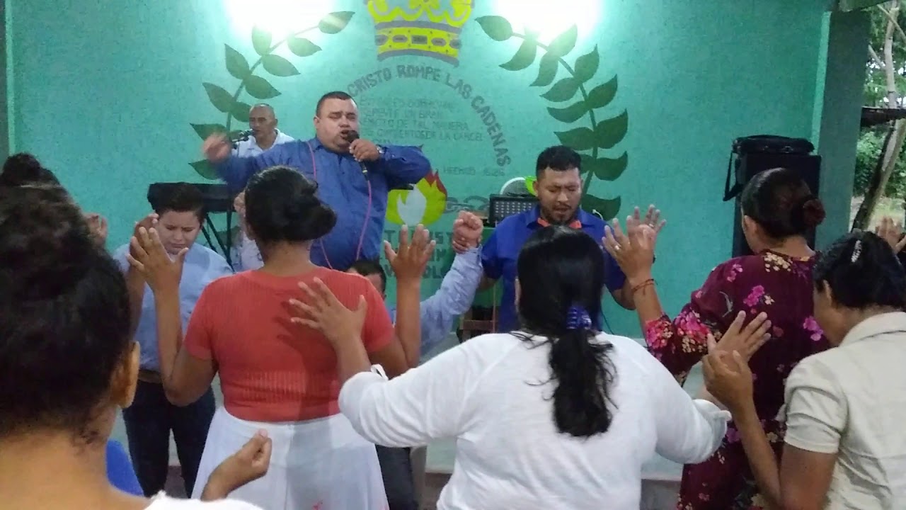Evangelista.Denis juarez.ministrando el pueblo de jehova.en la Iglesia ...