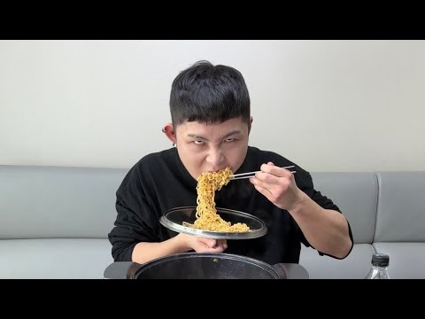 Beatbox + Mukbang (ASMR) #tiktok #beatbox