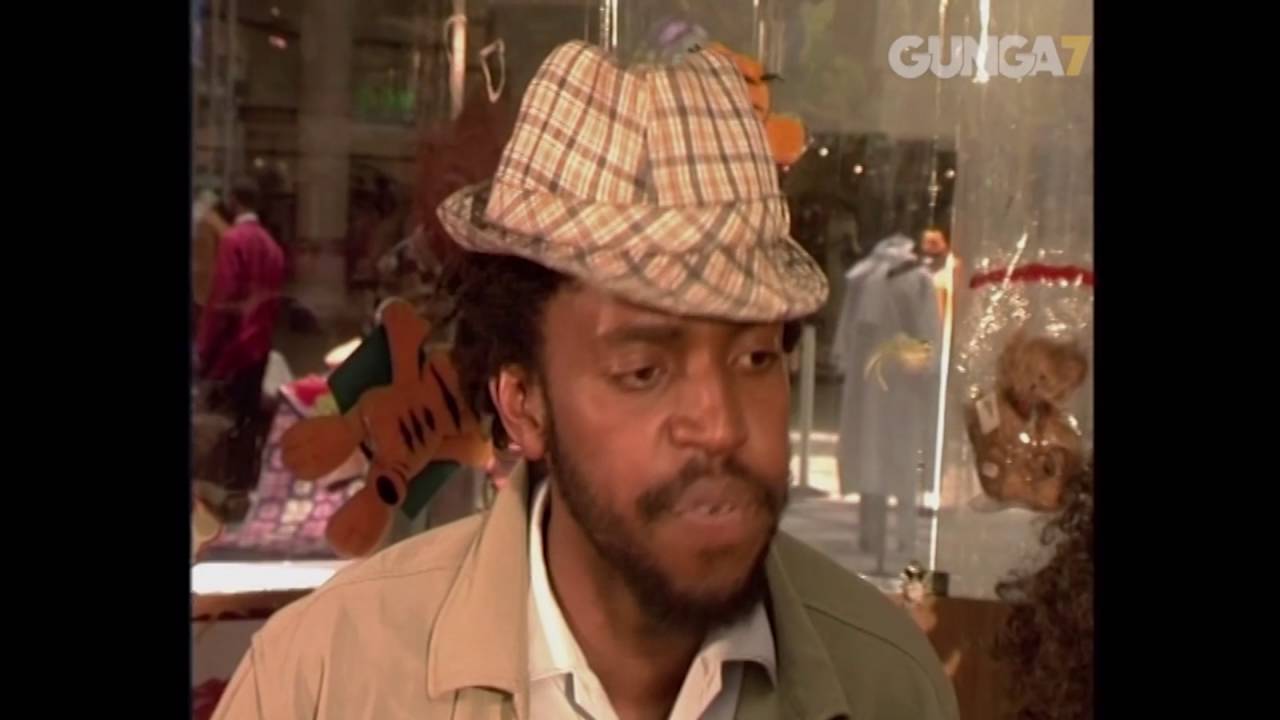 Pure Monate Show S01 SK49 - YouTube