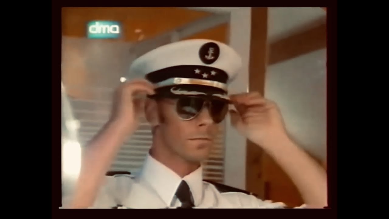 Julien Pascal un homme objet: Reportage - YouTube