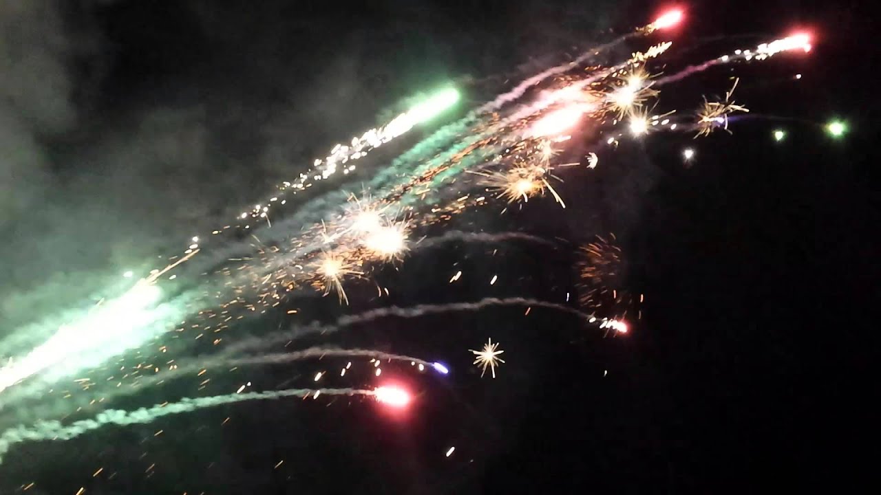 Roman Candle Cannon - YouTube