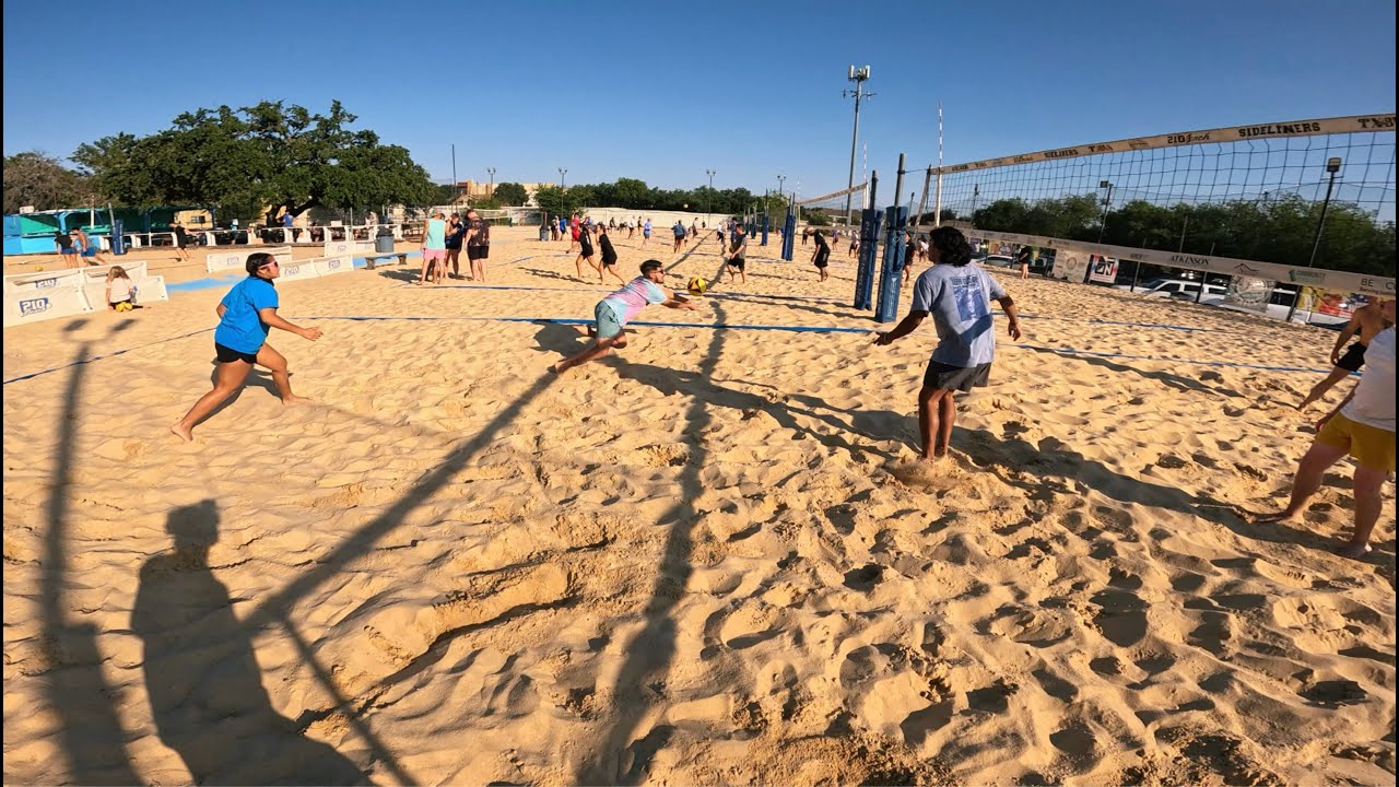 Volleyball Tournament at Sideliners - YouTube