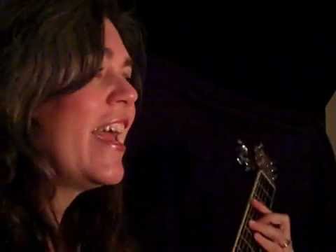I'll Be Satisfied performed by Sandy Connolly - YouTube
