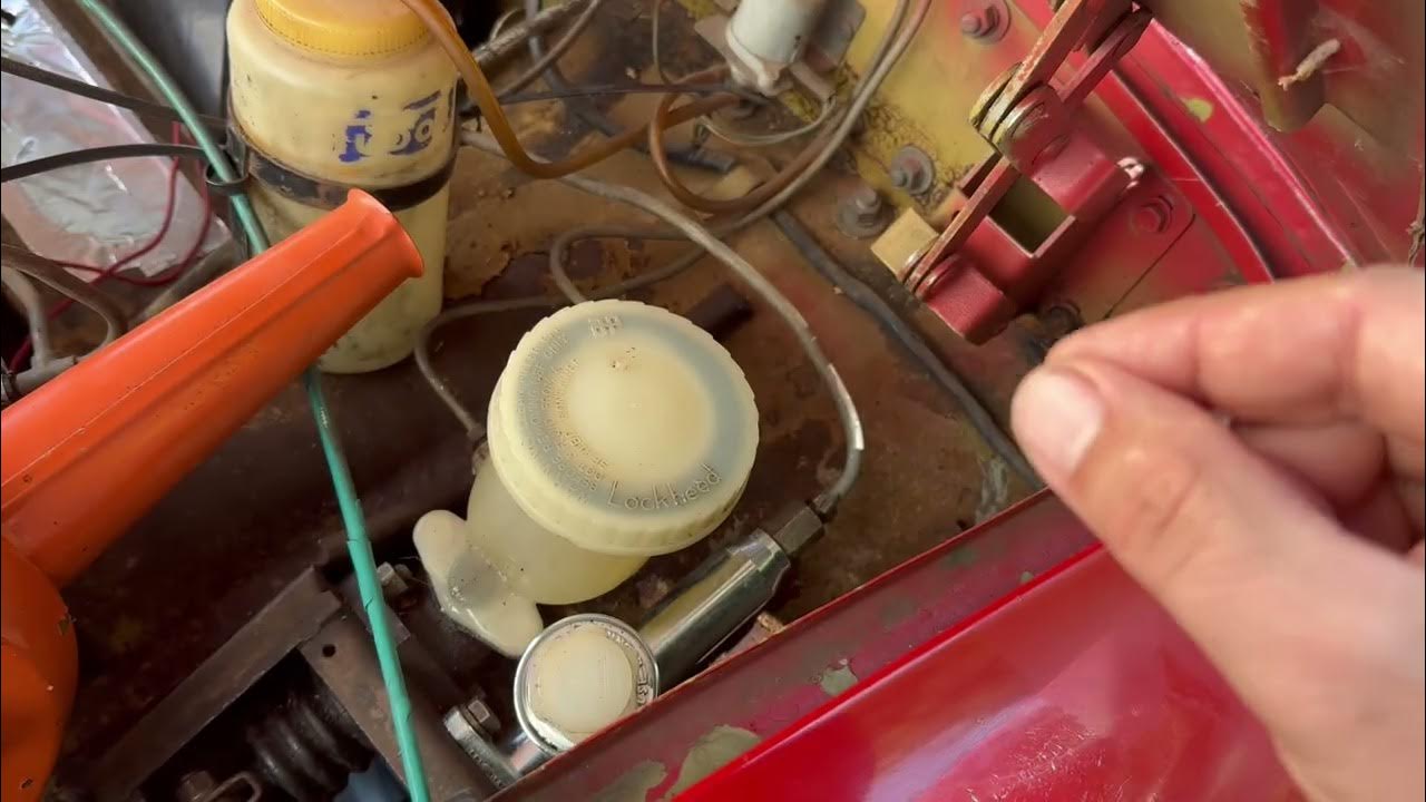 MG Midget Clutch Bleed Solved - YouTube