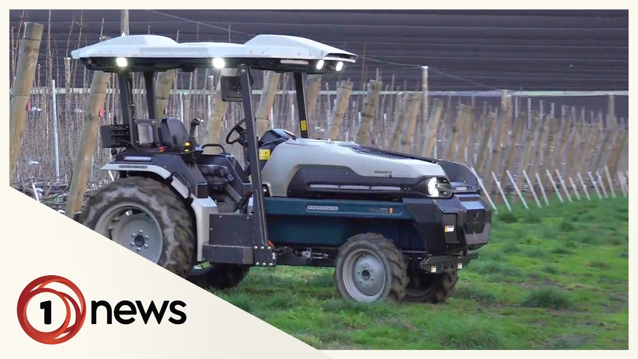 All-electric, self driving tractor making its way to Cromwell orchard ...