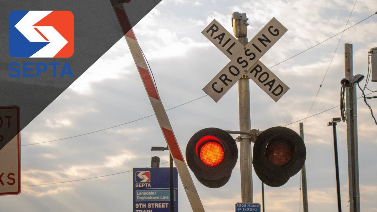 WCH Mechanical Bell | 9th Street Railroad Crossing, Lansdale PA - YouTube