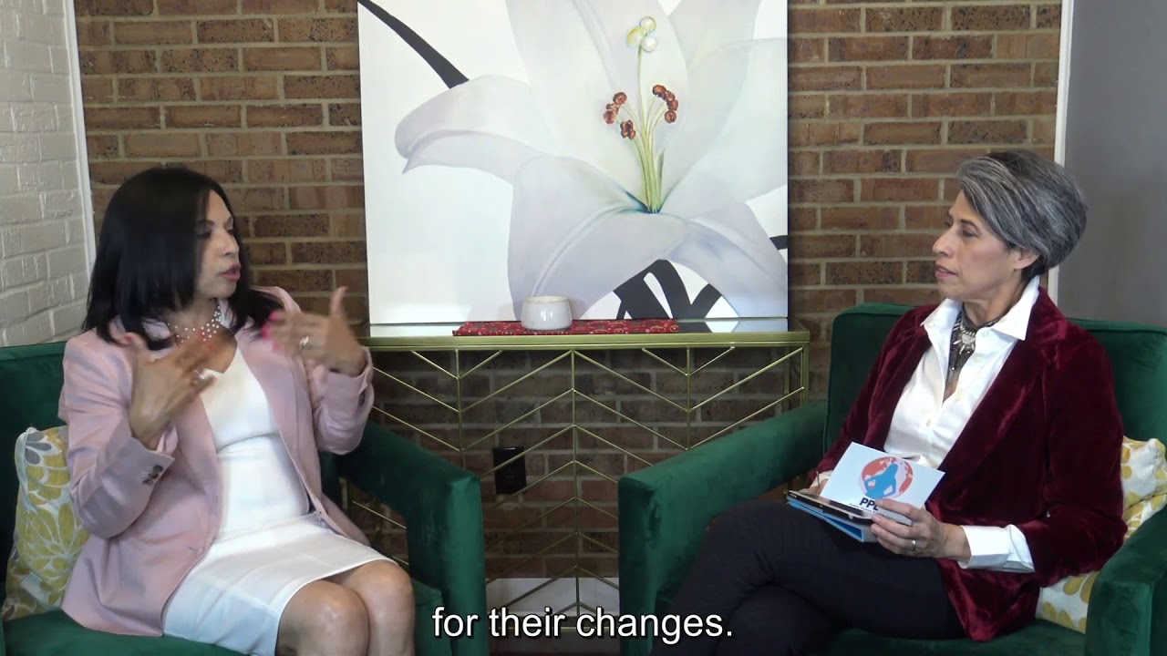 Mercedes Novell Interview - YouTube