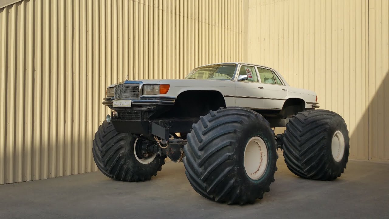 The Rainbow Sheikh: World's Most Bizarre Car Collection - YouTube