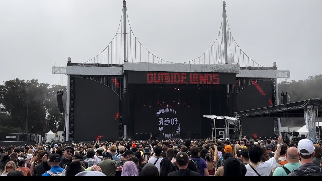 ISOxo - Aye x 2HEARTS x Chargé (LIVE @ OSL 2023) - YouTube