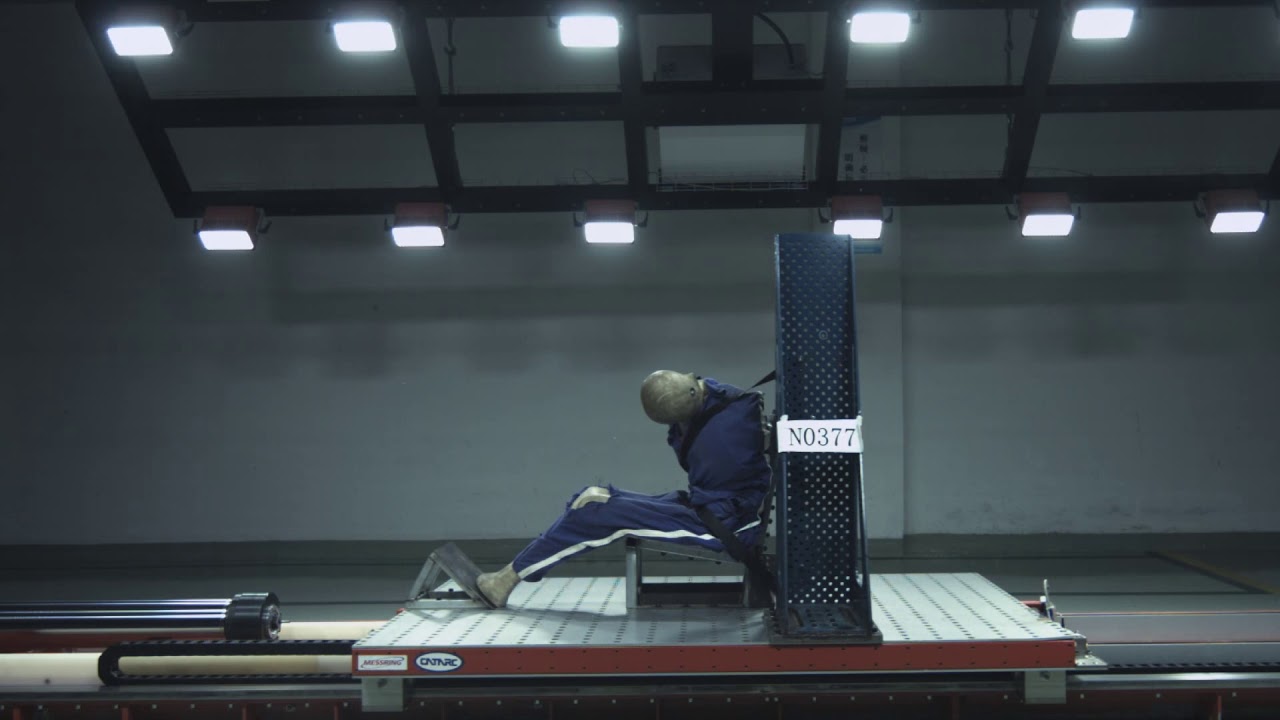 Seat belt dynamic test - YouTube