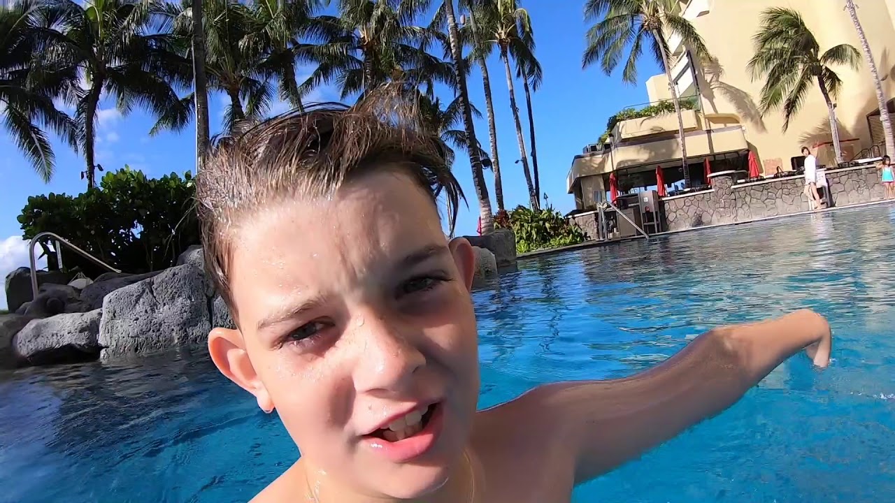 Sheraton Waikiki - Helumoa Pool with Tyler - YouTube