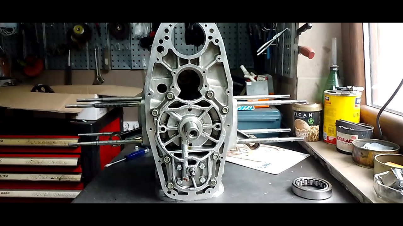 Assembling the Dnepr motorcycle engine part 1 - YouTube