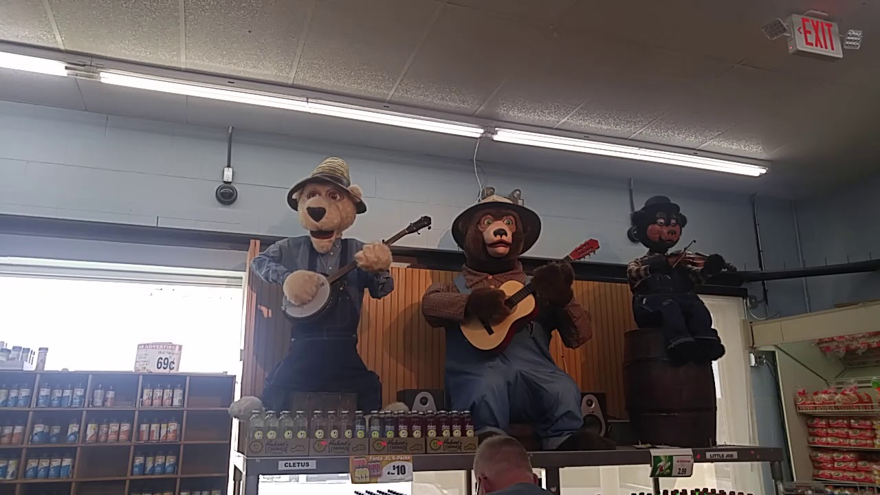 Spring Street market - YouTube