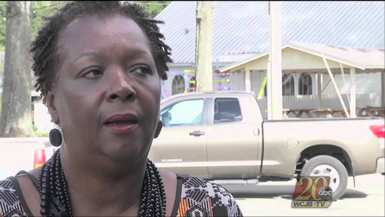 Niko Clemmons reporter reel WCJB- TV20 (January 2016) - YouTube