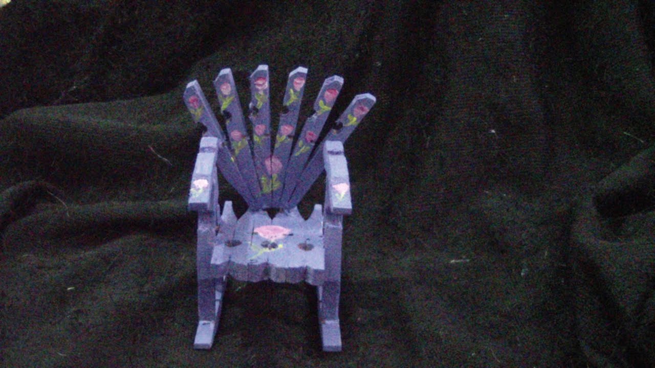 Wooden chair subtitle /Silla con trabas de ropa subs...proyecto 62 ...