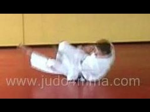 Judo Breakfalls - Yoko Ukemi - Side Breakfall - YouTube