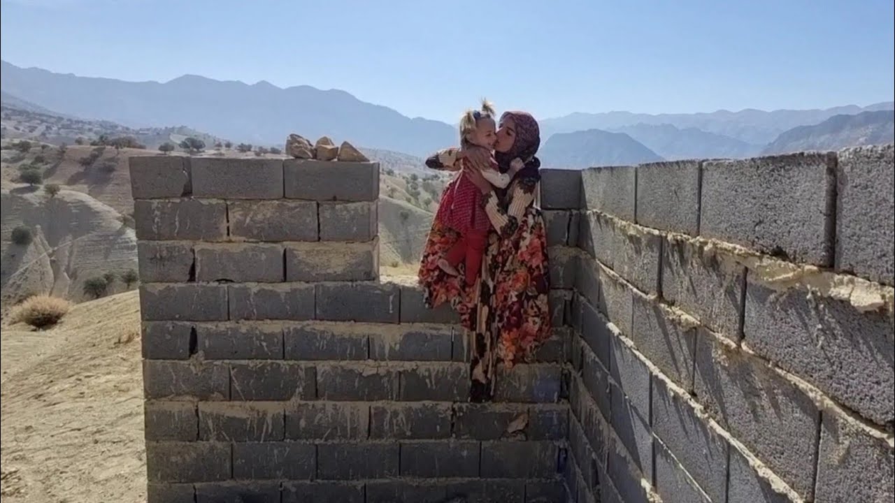 Nomadic Ingenuity: Woman Single-Handedly Constructs House atop the ...