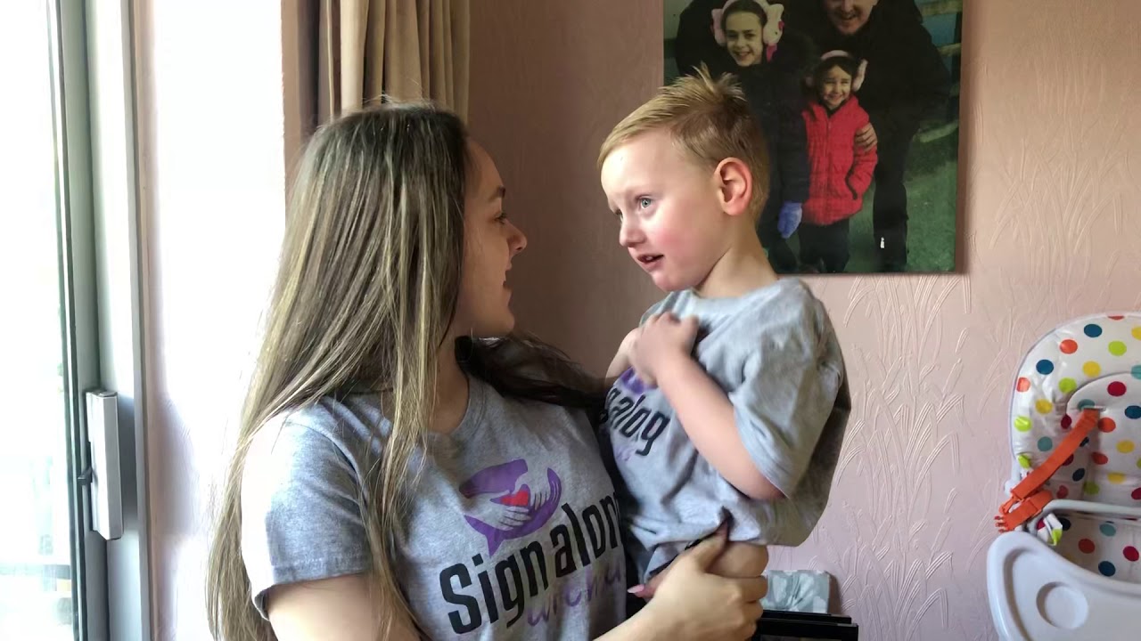 Sign along with us - Home - Jade and Christian Kilduff - YouTube