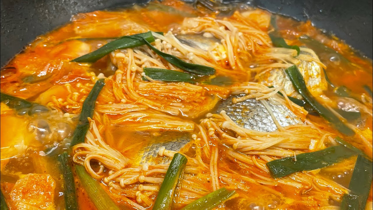 Perfect recipe for cold weather | Kimchi with fish, spicy and very ...