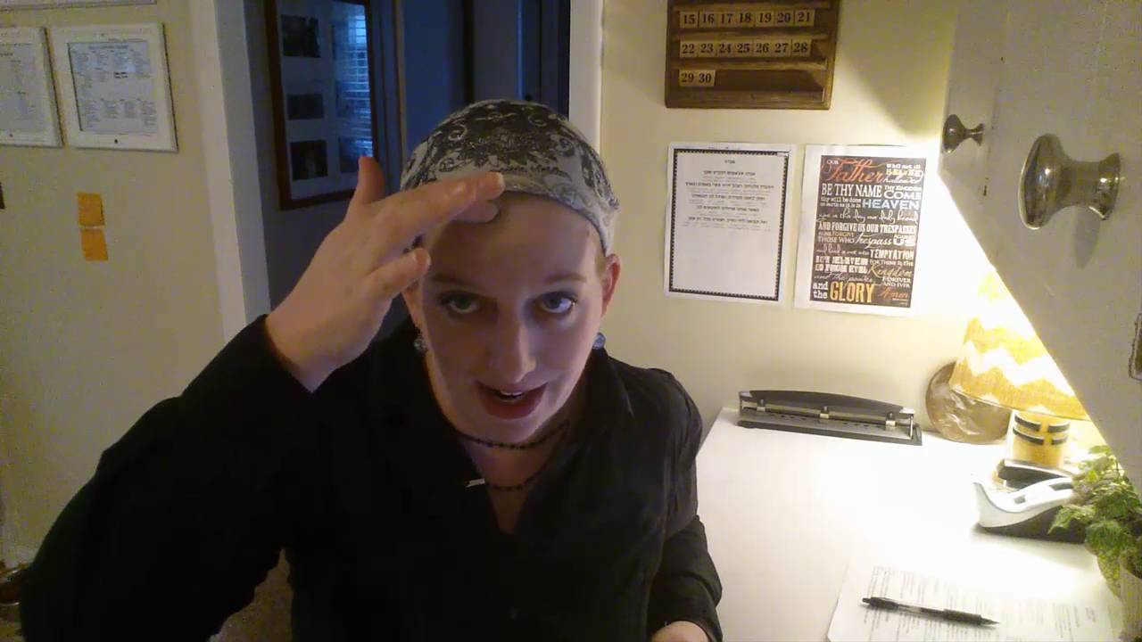 How Do You Tie Your Tichel? - YouTube
