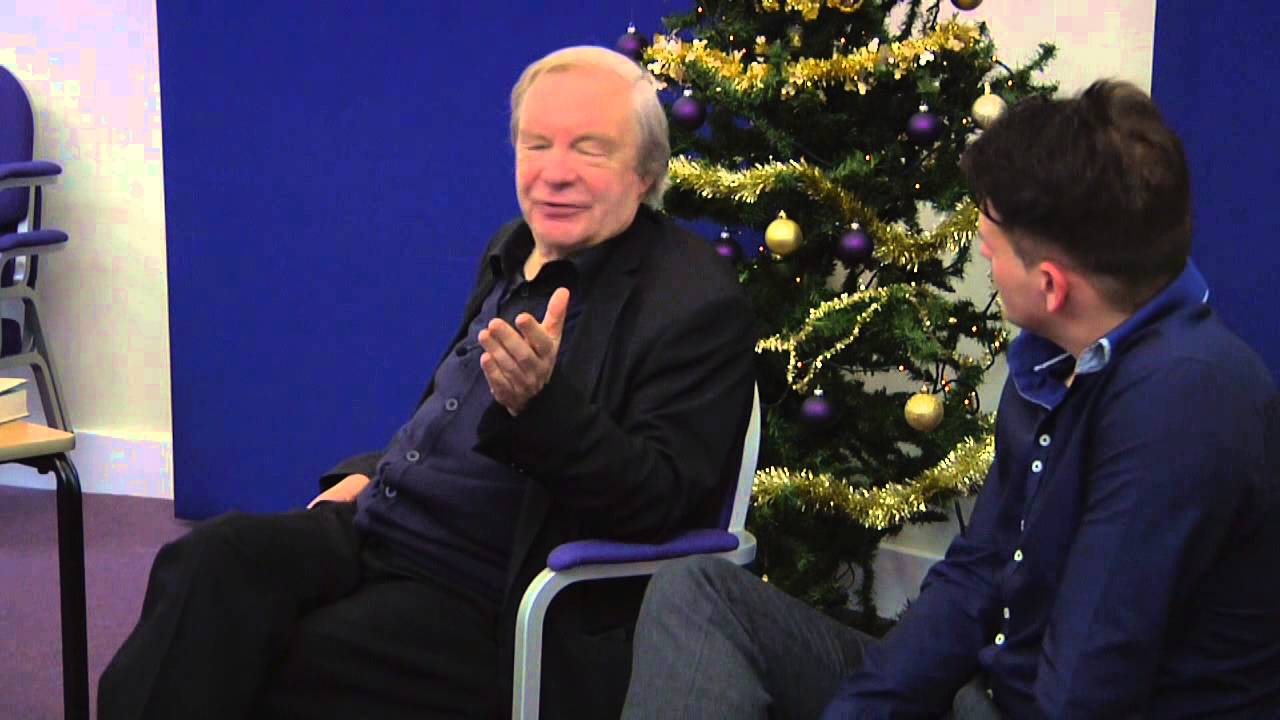 Michael Billington talks about 5 star reviews and live-screenings - YouTube