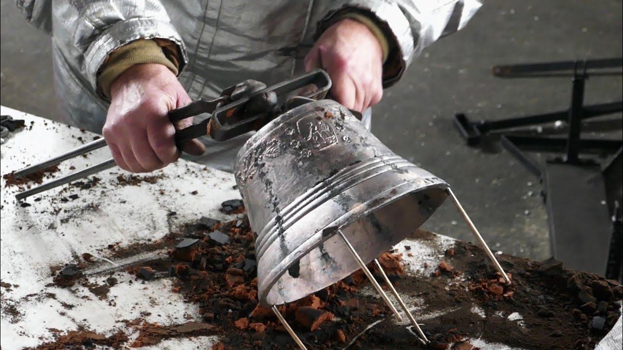 Fondeur de cloches - Printemps des fermes-auberges - Colmar 02 avril ...