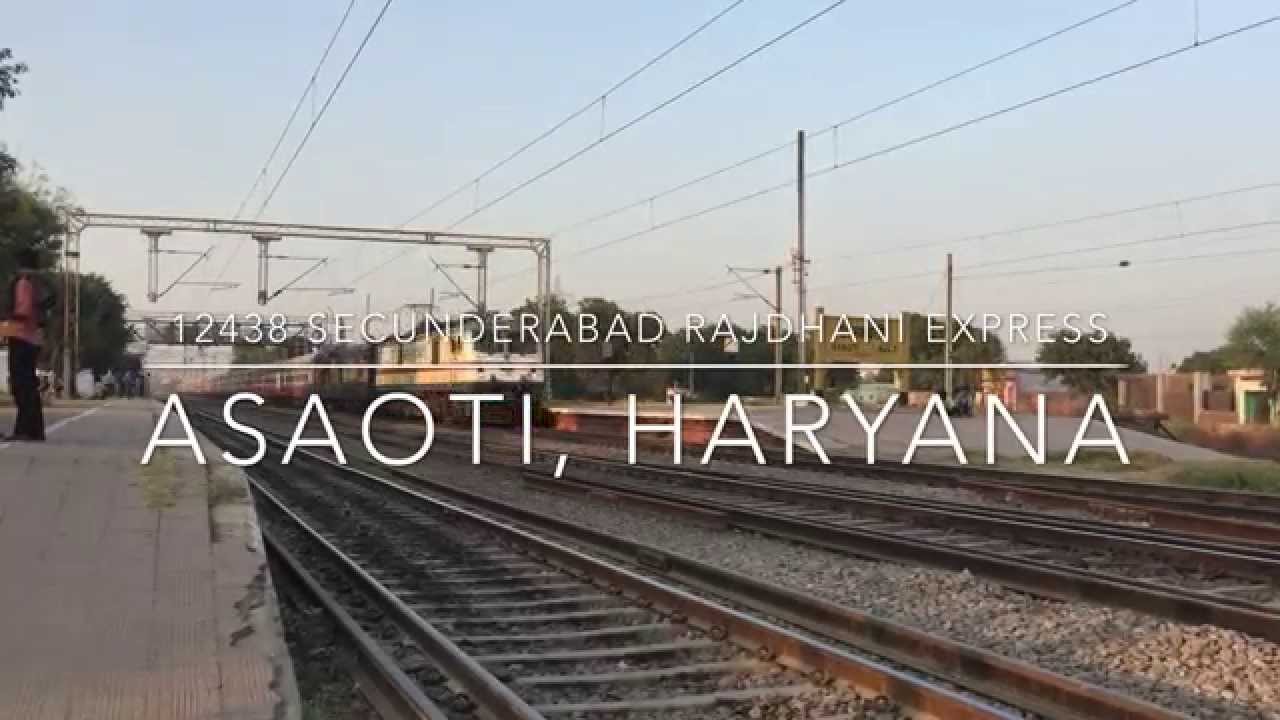 A Tribute to ICF Rajdhanis: LGD WAP-7 Secunderabad Rajdhani storms past ...