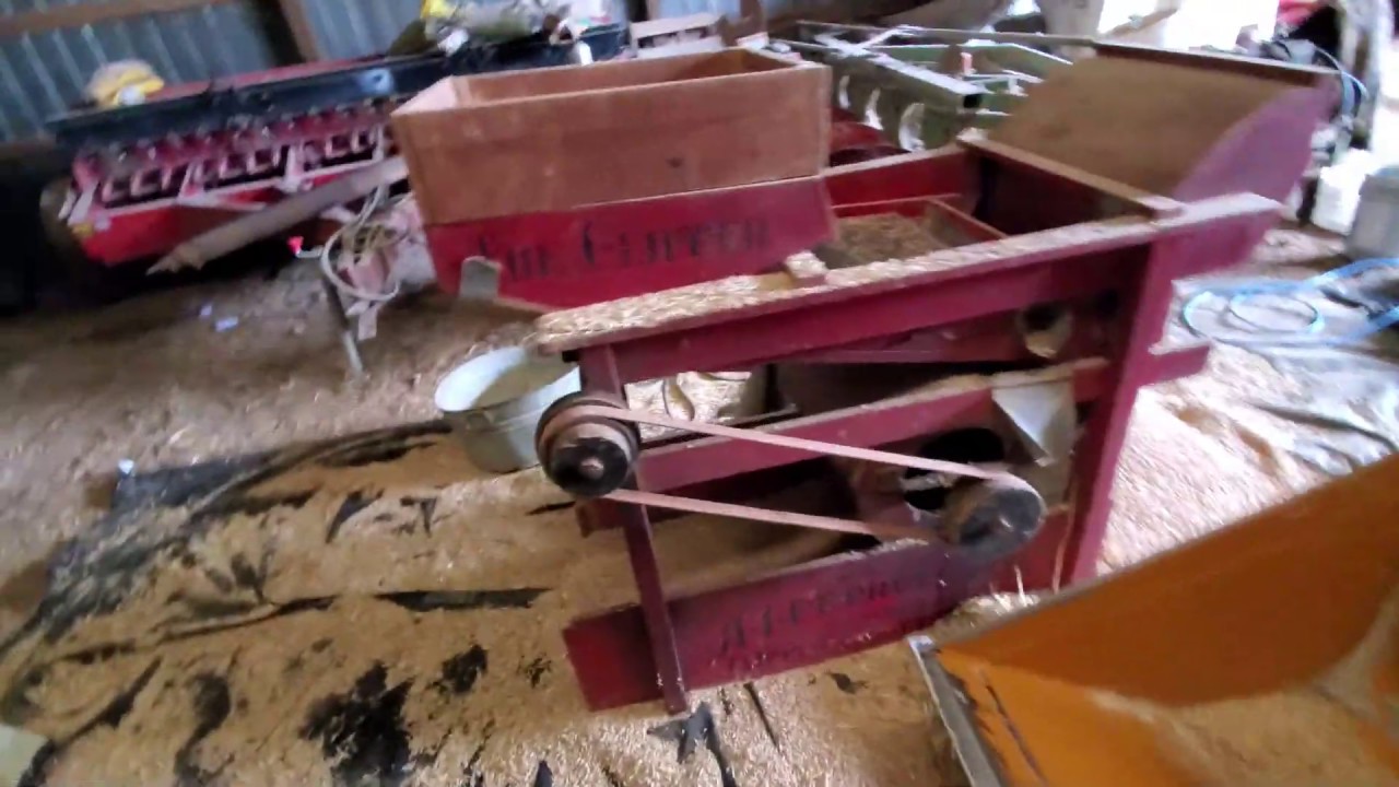 Cleaning Oats For Seeding - YouTube