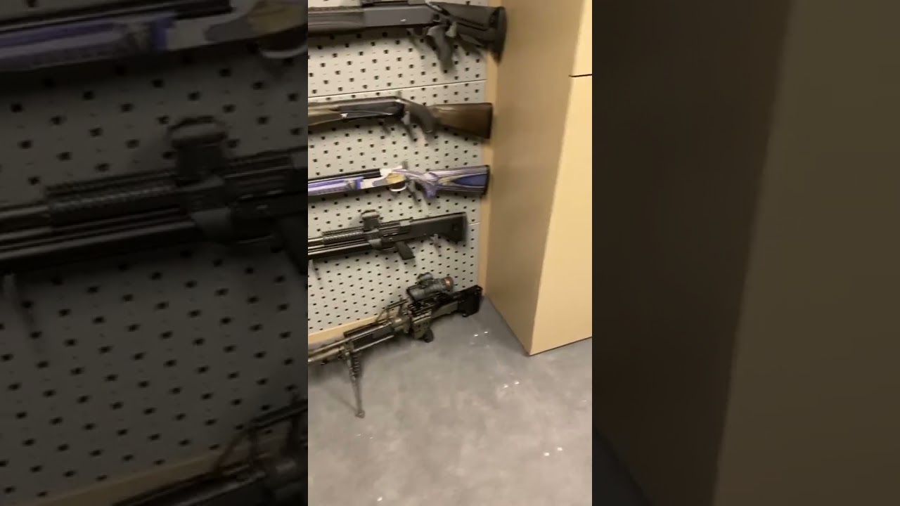 dan bilzerian gun collections lifestyle #danbilzerian #mostGirlfriend ...