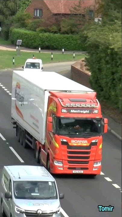 SCANIA - Manfreight - A1(M) motorway #truckspotting #tomir - YouTube