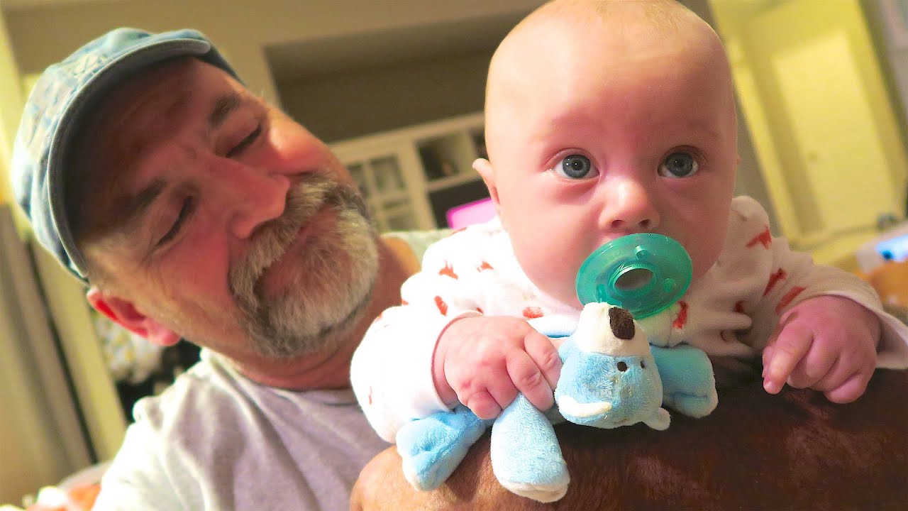 BABY'S FIRST WUBBANUB! - YouTube