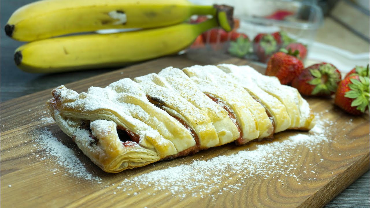 Puff Pastry Braid Fruit & Chocolate Filled - YouTube