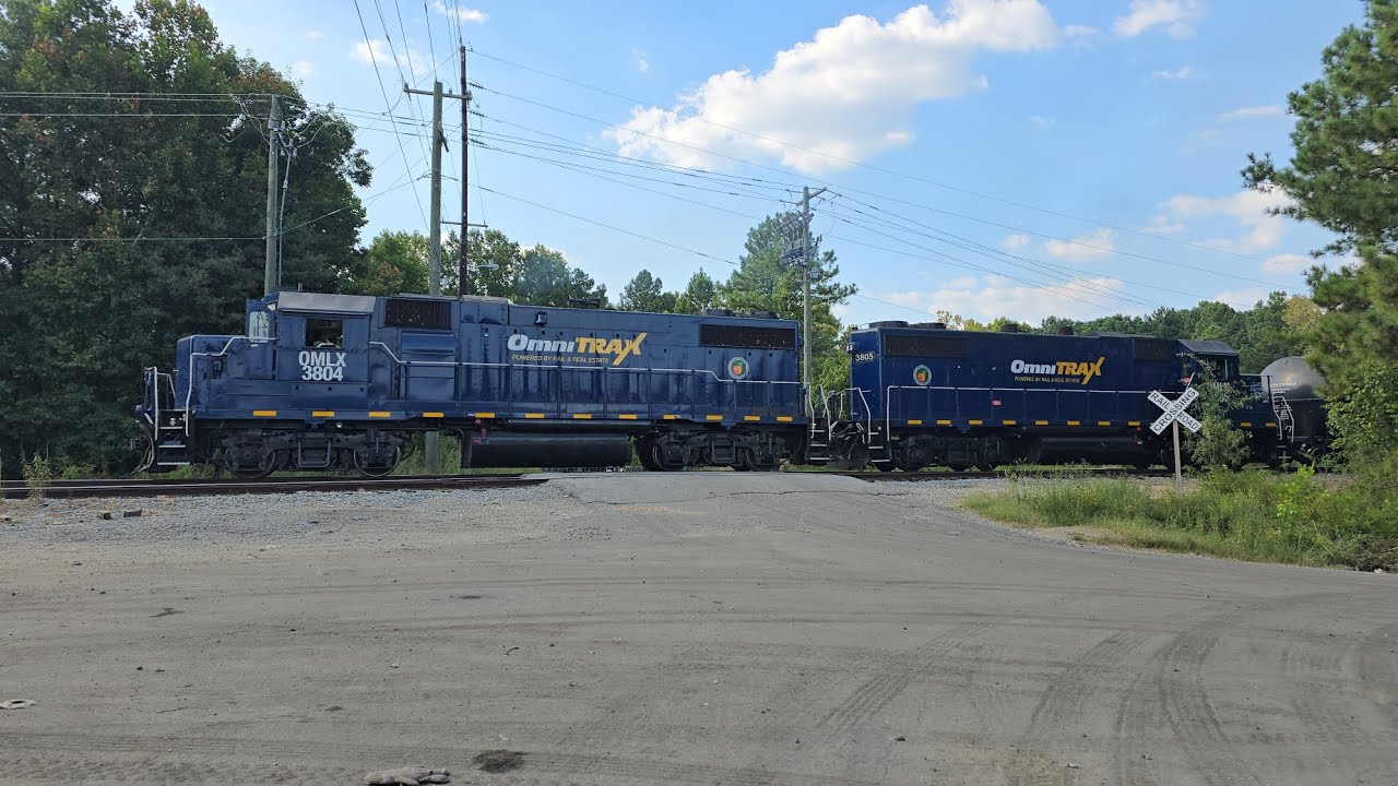 Fulton County Railroad puts on a GEEP SHOW!!! 8/27/24 - YouTube