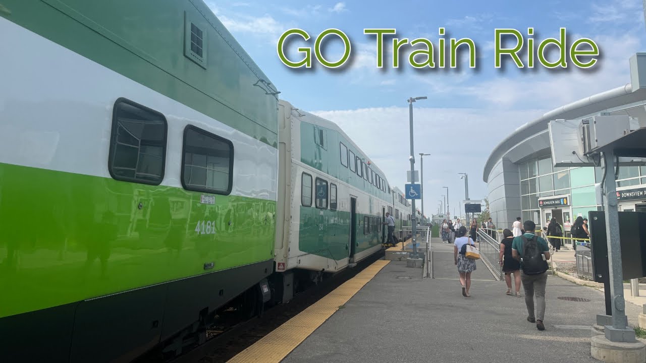 Toronto GO Commuter Train Ride on the Barrie Line - Union to Downsview ...